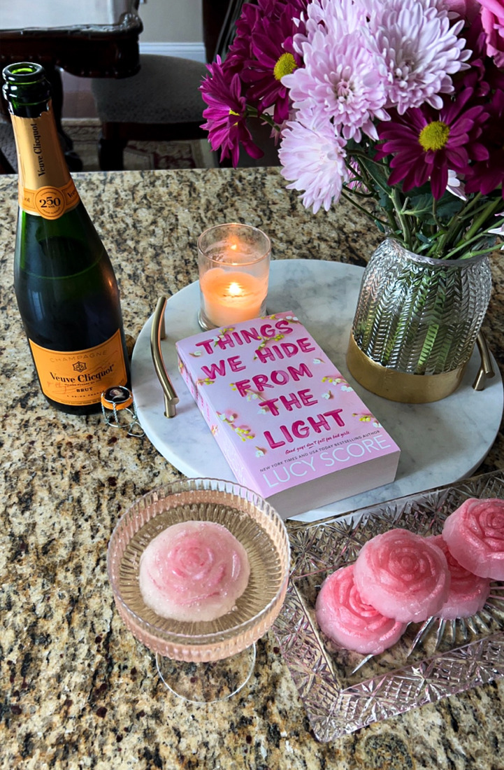 Sparkly Mimosa Cocktail Recipe - Spirited Book Club